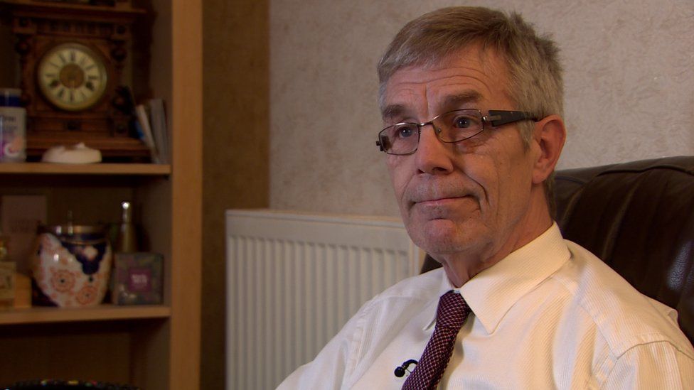 Ombudsman backs claims of RUC assault on Catholic man - BBC News