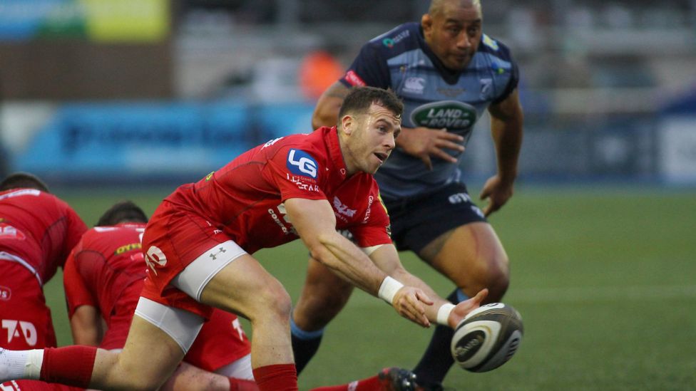 Scarlets away kit to be inspired by region's history - BBC News