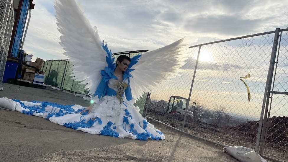 Bogha-froise sracte is sgiathan giorraichte - Naidheachdan a' BhBC