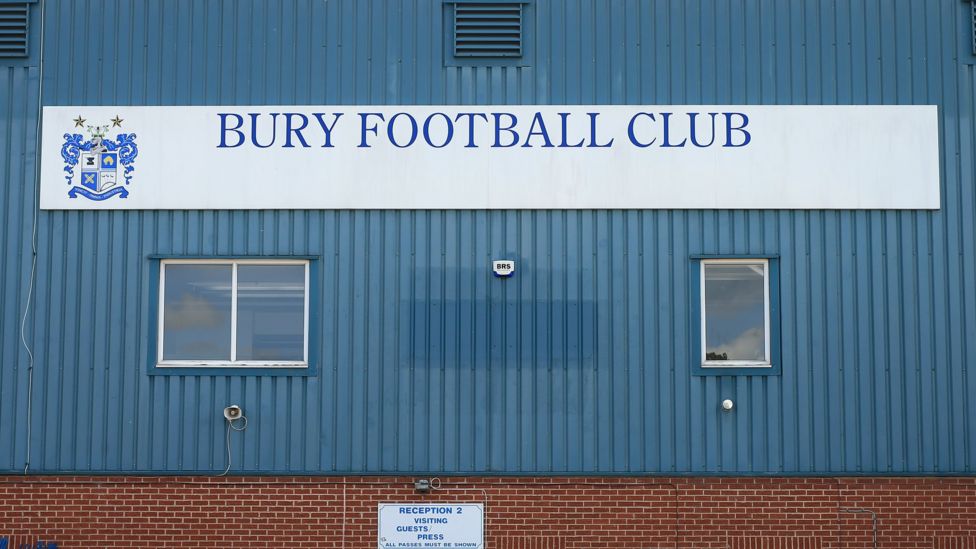 Bury FC: Hope and heartbreak as expulsion deadline nears - BBC News