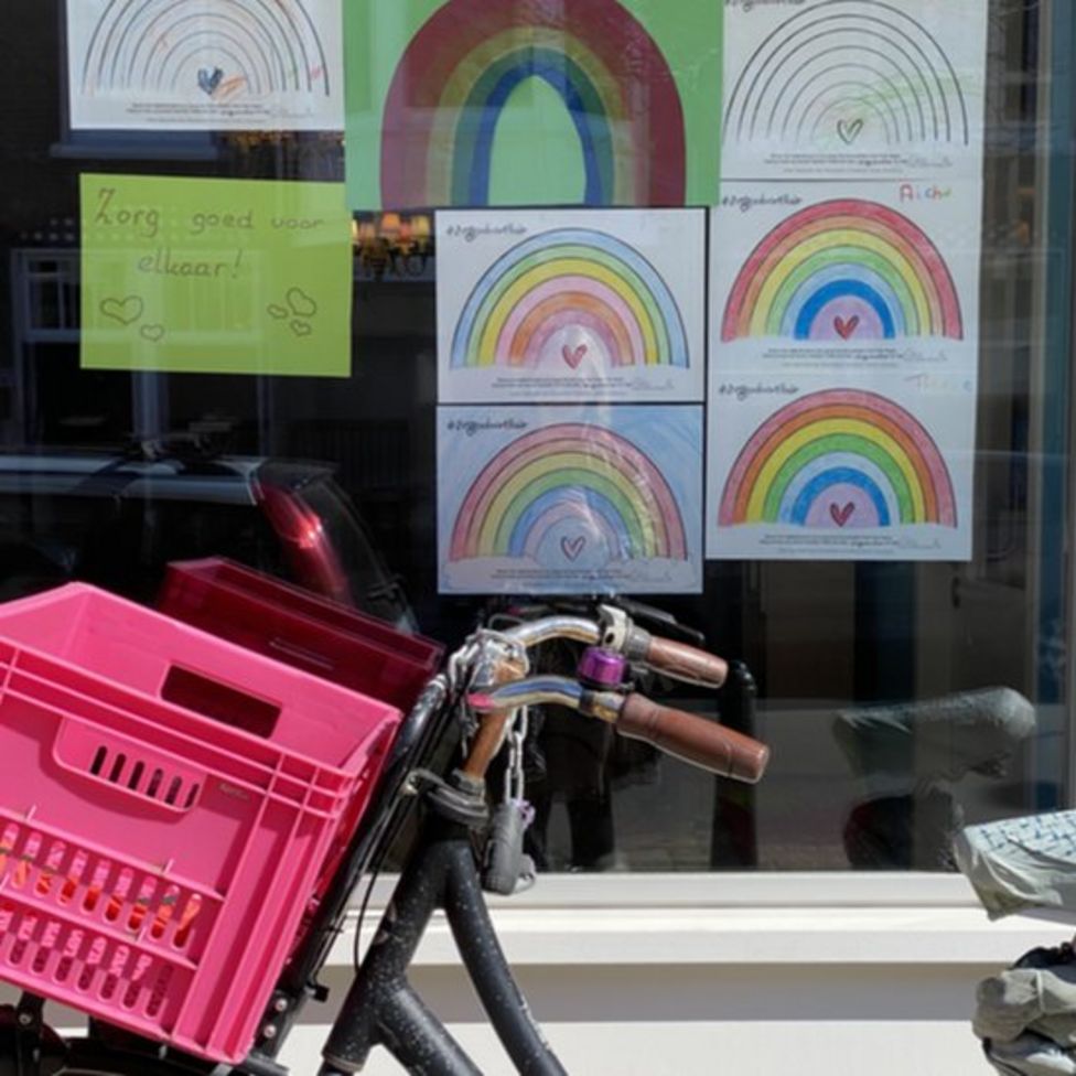 Coronavirus: Why Dutch lockdown may be a high-risk strategy - BBC News