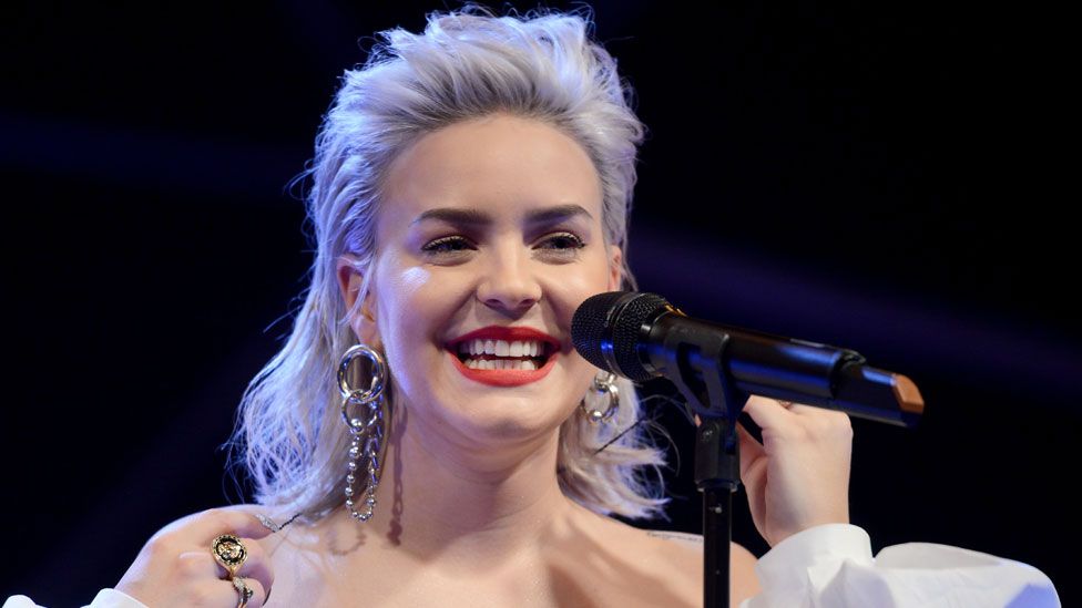 Anne-Marie: Chart topping pop star (and karate champion) - BBC News