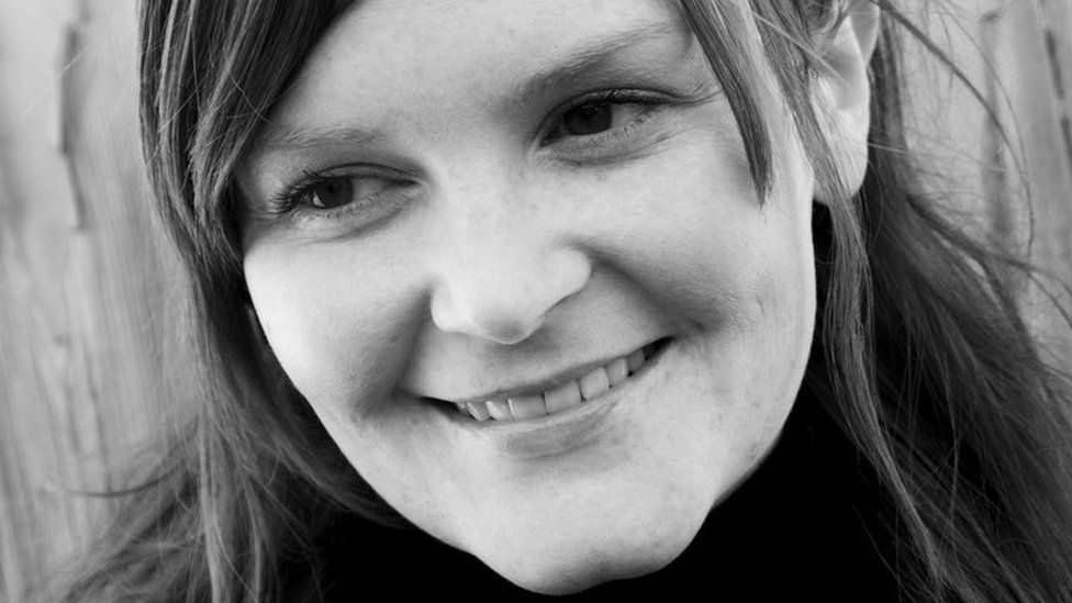 Wales Book of the Year: Thomas Morris wins top prize - BBC News