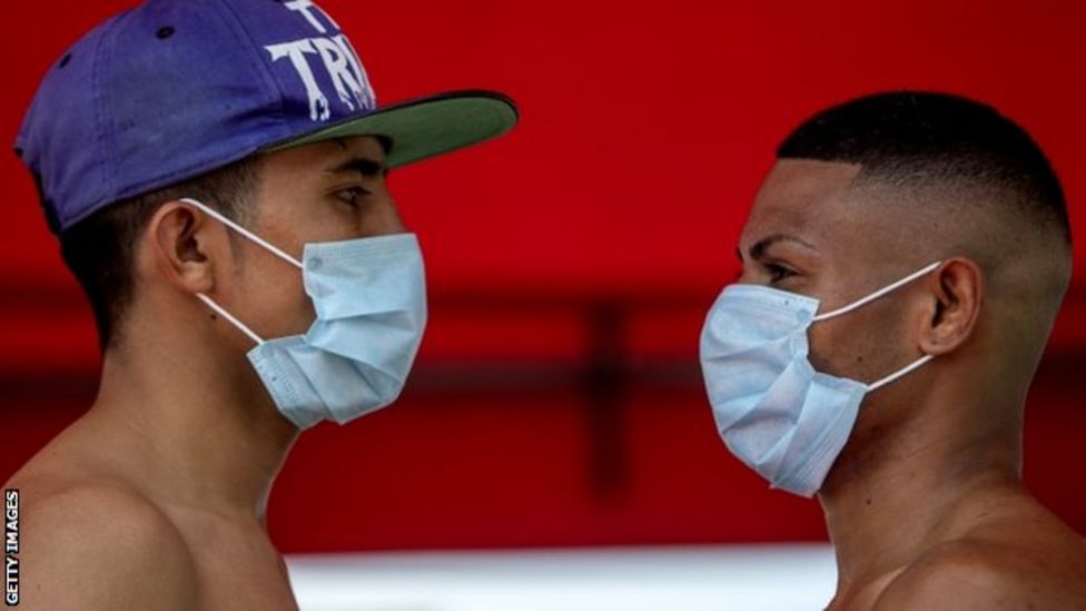 Coronavirus: Nicaraguan boxing event goes ahead with masks and ...