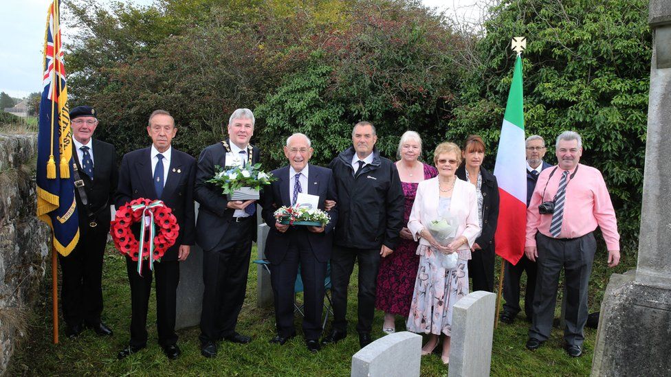Service held for Italian war internee in Ballycastle - BBC News