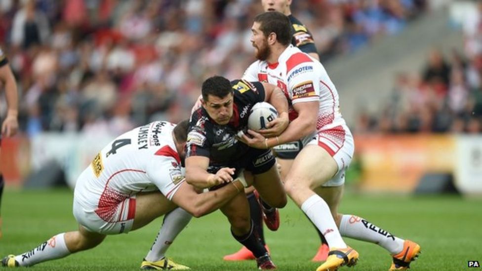 Rugby league founders walk to original grounds launched - BBC News