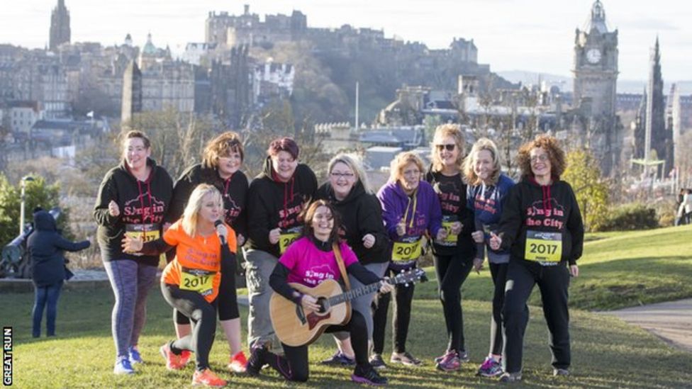Great Edinburgh Winter Run: The singing running team - BBC Sport