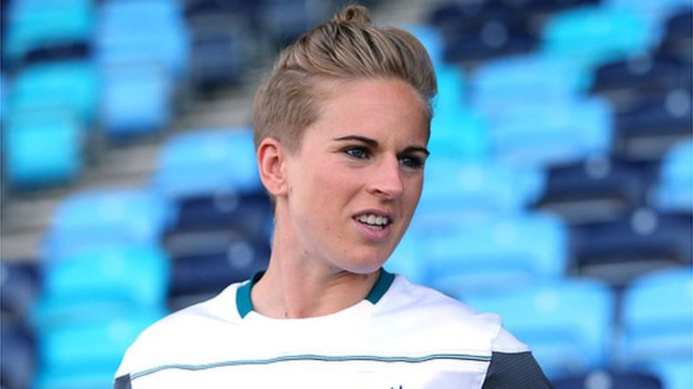 Crista Cullen rekindles GB career after elephant conservation - BBC Sport