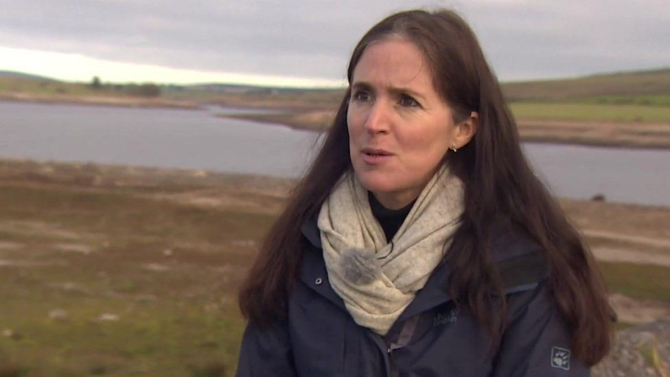 Cornwall reservoir level on track to reach 30% full - BBC News