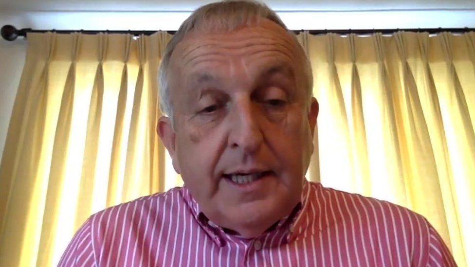 'Dyfodol bregus' yn wynebu clybiau ffermwyr ifanc Cymru - BBC Cymru Fyw