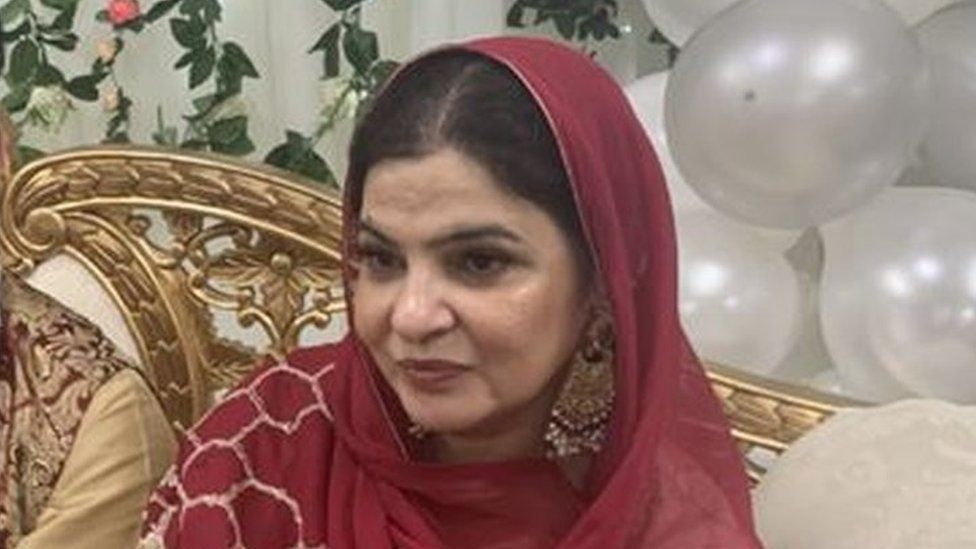 Murder arrest after Nelson house disturbance leads to woman's death - BBC News