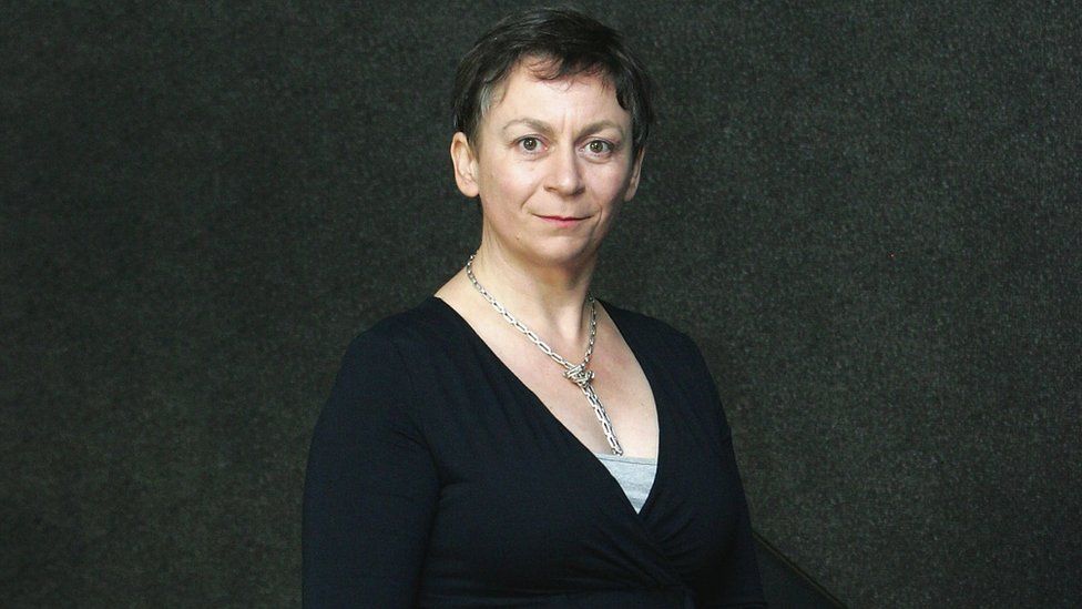 Anne Enright wins Independent Bookshop Week award - BBC News