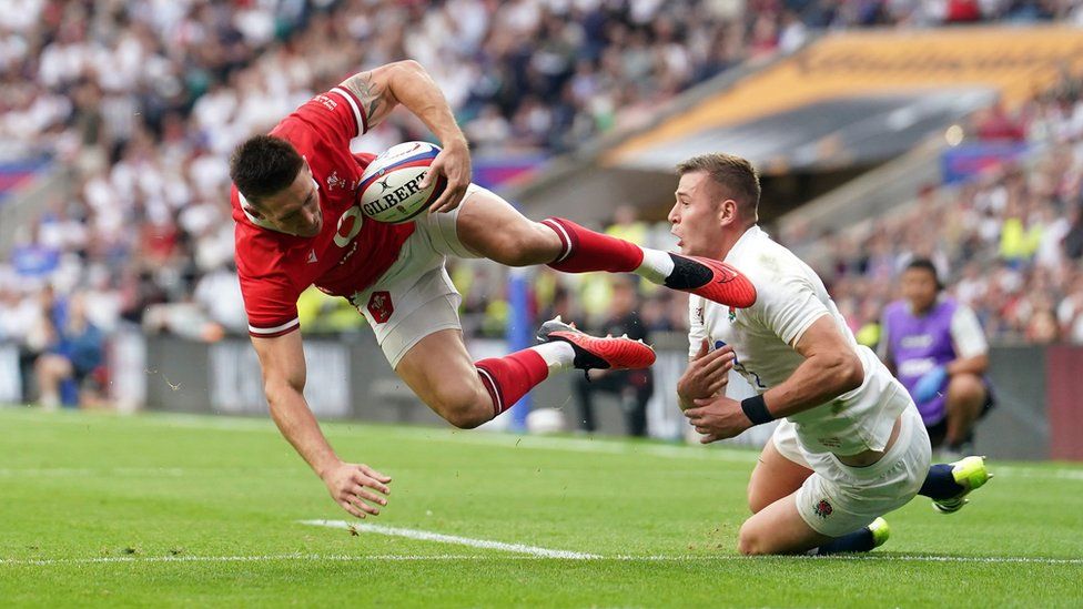 Cymru'n colli cyfle euraidd i drechu Lloegr yn Twickenham - BBC Cymru Fyw