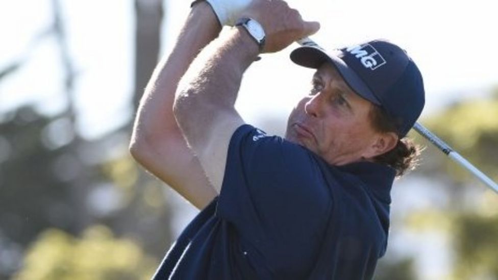 Golfer Mickelson to return insider trading profit - BBC News