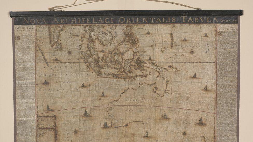 Rare 17th Century Australia map found in attic goes on display - BBC News