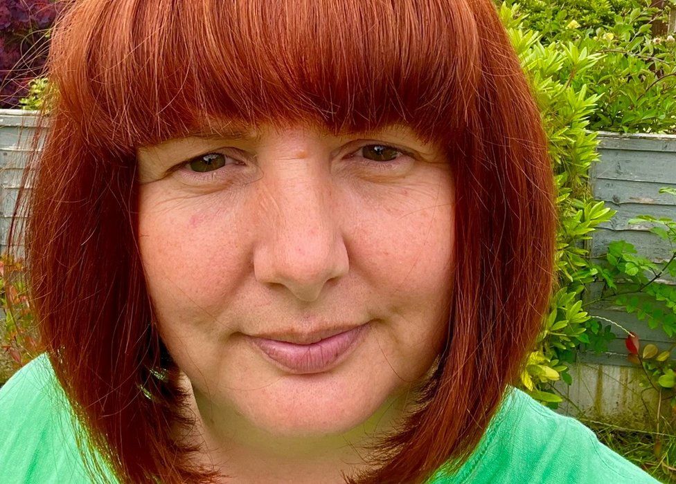 Former Crooked House landlords appalled at fire and demolition - BBC News