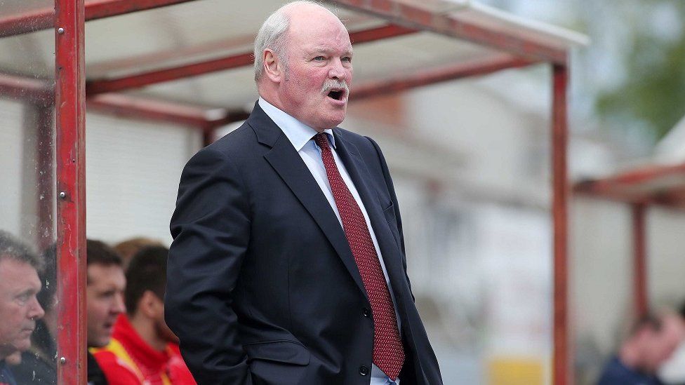 Stars, presidents and sheep: Notable freemen and women - BBC News