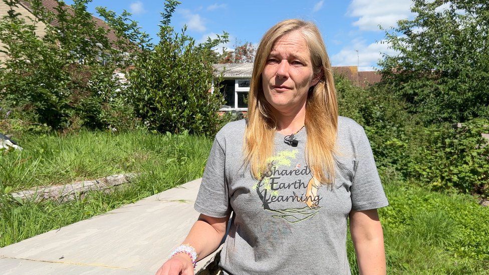 Frome declares housing crisis as rents soar out of reach - BBC News