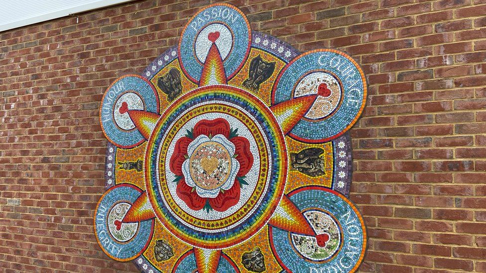 Reading stabbings: Mosaic created for teacher killed in terror attack ...