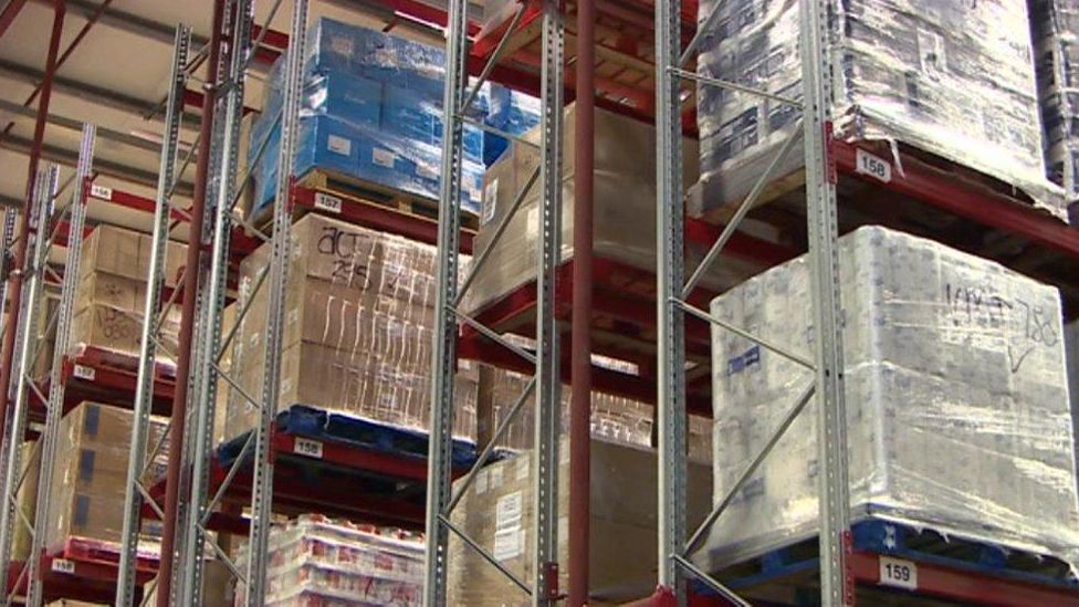 Brexit uncertainty raises NHS concerns in Wales - BBC News