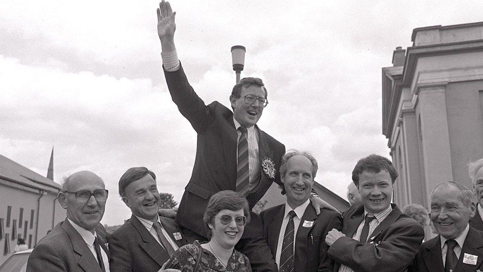 David Trimble: Life in pictures - BBC News
