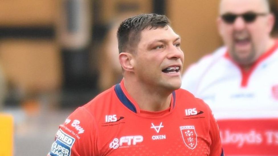Super League: Hull FC 4-36 Hull KR - Robins thrash derby rivals to end ...