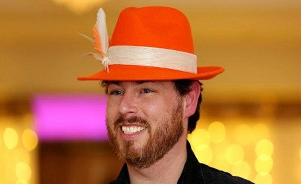 Pope's Ireland visit: John Pauls reflect on their name - BBC News