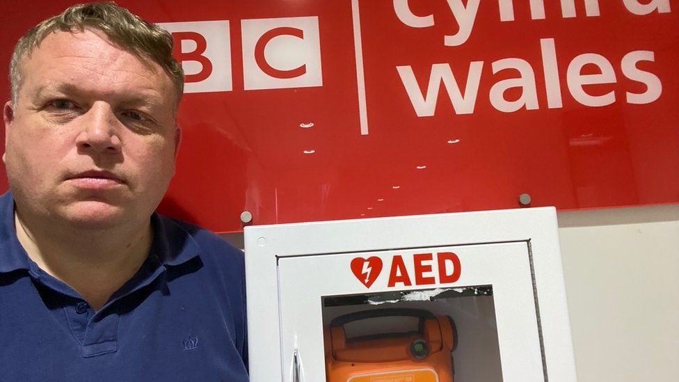 'Roeddwn yn farw am 15 munud': atgofion yn sgil anffawd Christian ...