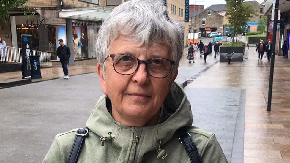 House of Lords move to Burnley would be fantastic, locals say - BBC News