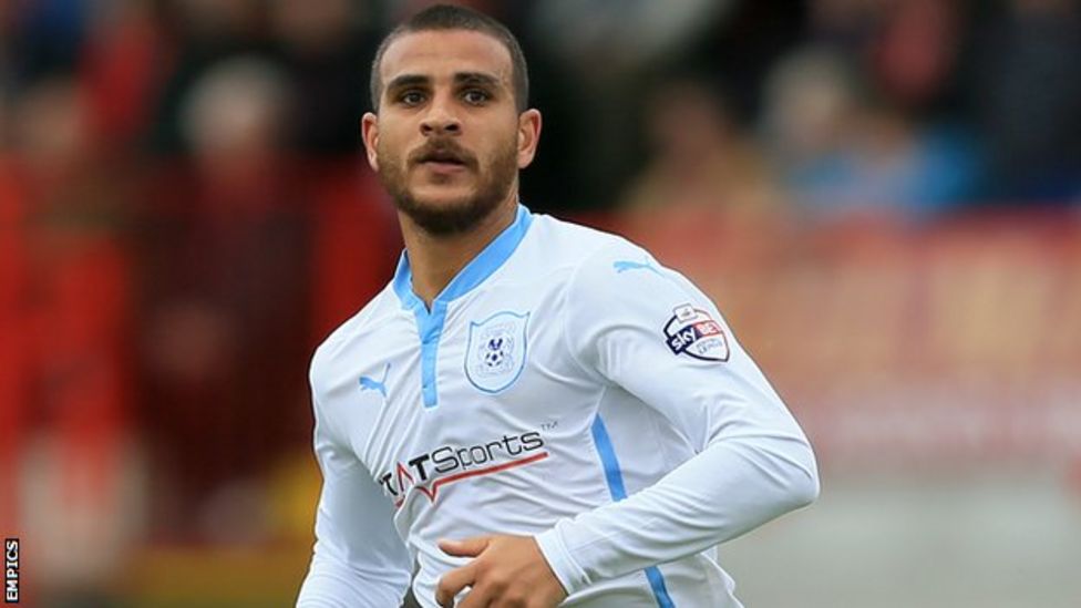 Marcus Tudgay: Coventry striker signs new one-year deal - BBC Sport