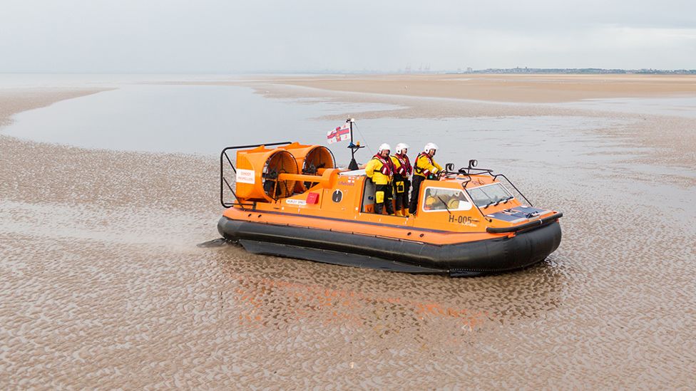 Hoylake RNLI urges caution after crew helps four call-outs - BBC News