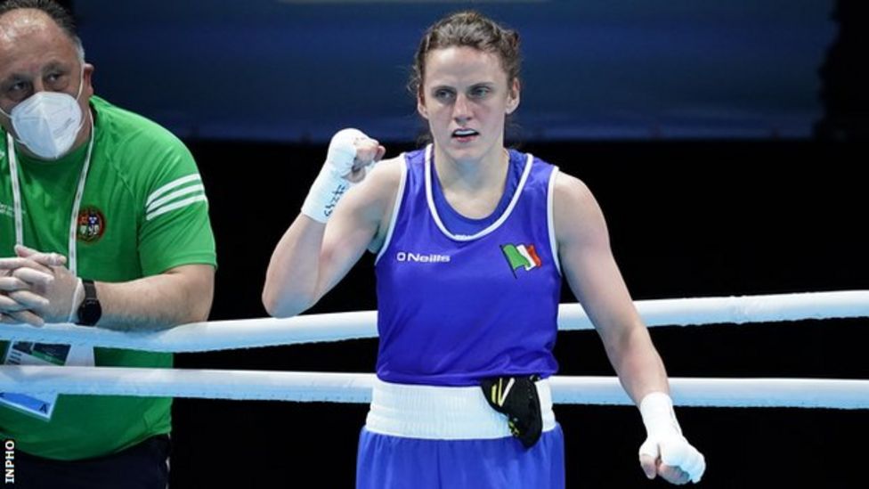 Tokyo Olympics: Michaela Walsh and Kellie Harrington through to finals ...
