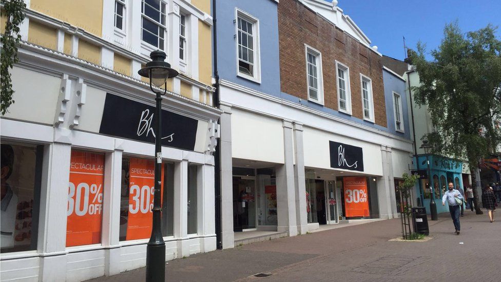 Carmarthen BHS store to close for the final time - BBC News