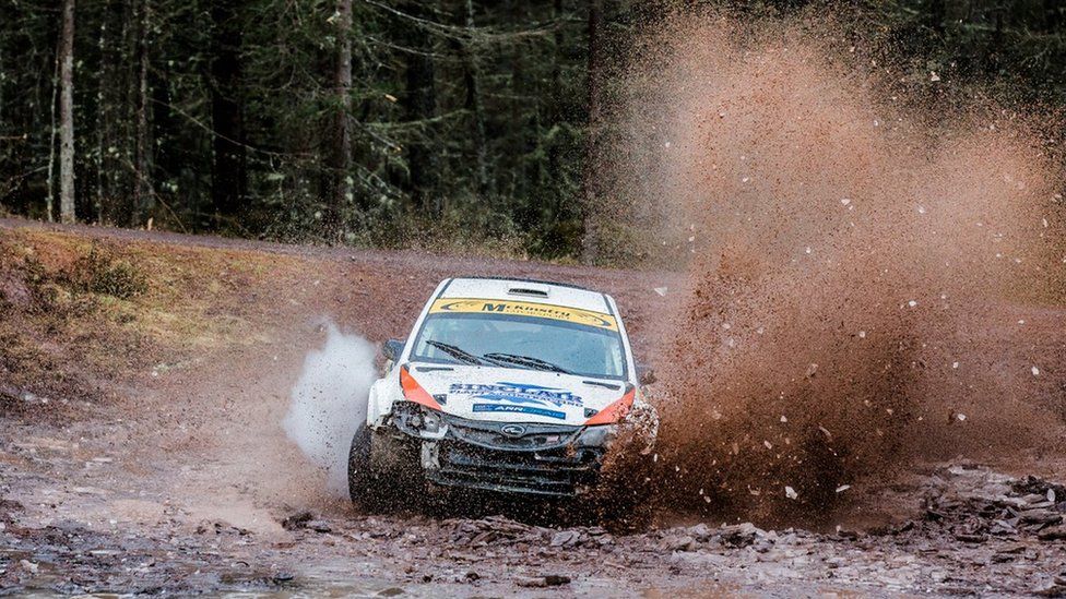 Snowman Rally motorsports event cancelled due to thick ice - BBC News