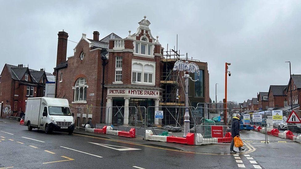 Dungeons and Dragons star Chris Pine's old Leeds home is student house ...