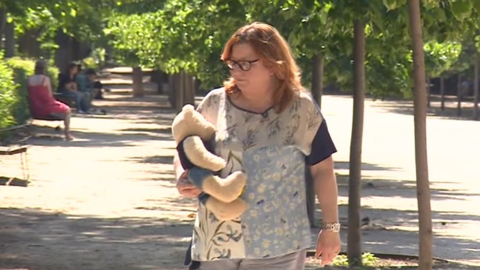 Spanish 'stolen' baby case goes to European court - BBC News