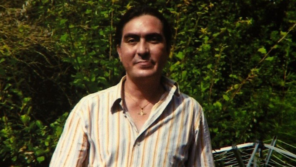 Bijan Ebrahimi murder: PC bore 'no animosity' towards him - BBC News