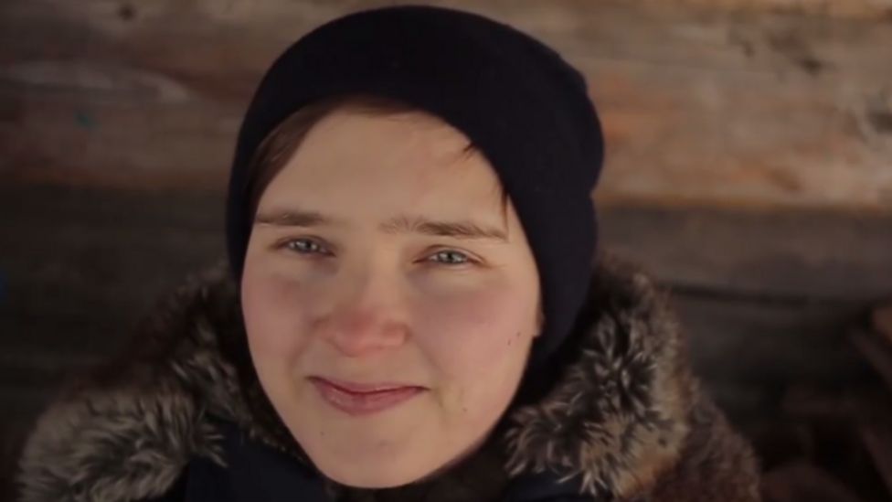 100 Women 2016: Russia's female role models across the divide - BBC News