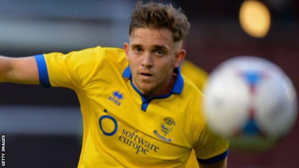 Port Vale sign Callum Howe and bring in Charlie Raglan and Kyle Howkins ...