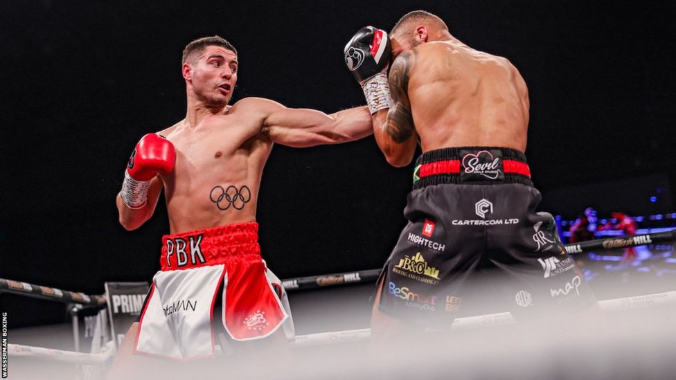 Josh Kelly beats Troy Williamson to become new British light ...