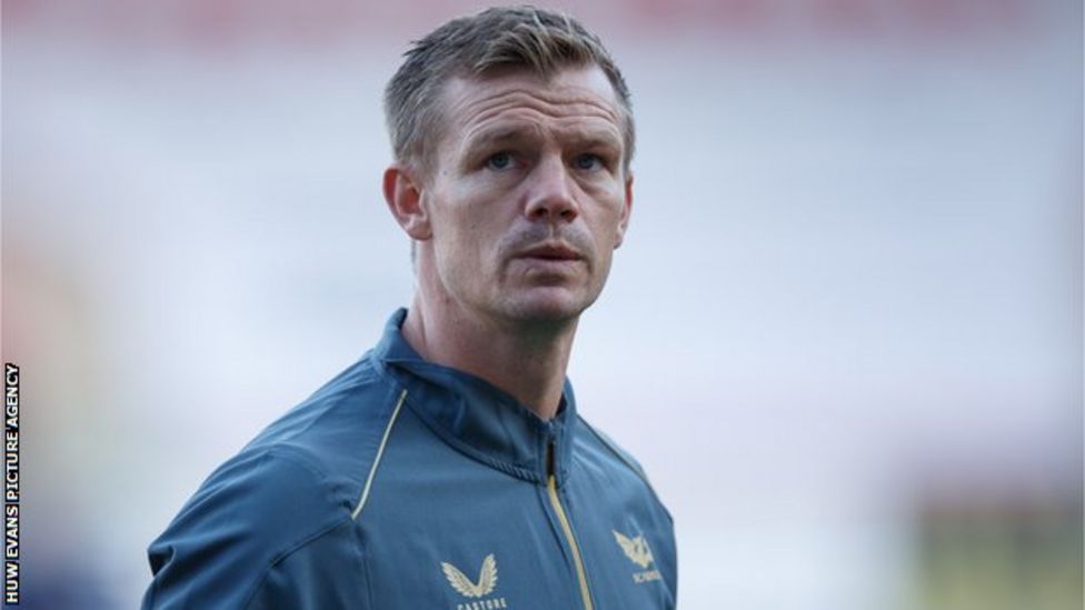 Dai Young: Director of rugby praises Cardiff character after Scarlets ...