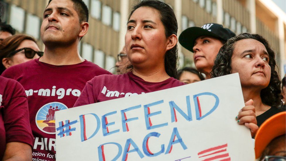 Donald Trump urged not to scrap Daca policy for young immigrants - BBC News