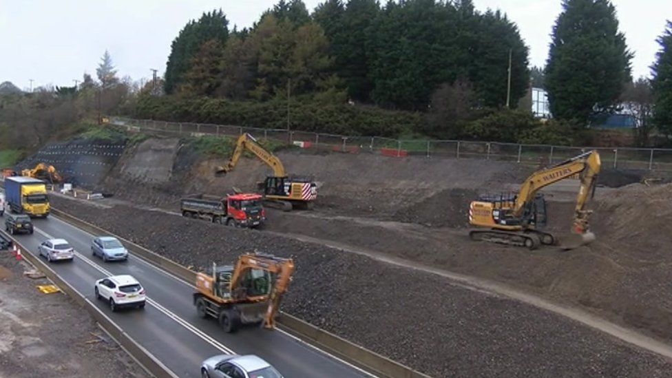 Call for tighter controls on A465 costs fair, says minister - BBC News
