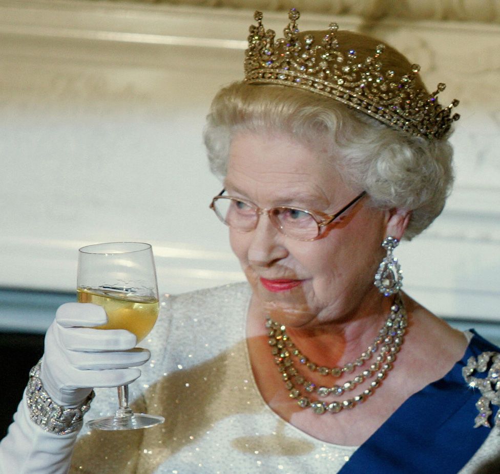 Queen Elizabeth II’s birthday 2016: What can we learn about long life ...