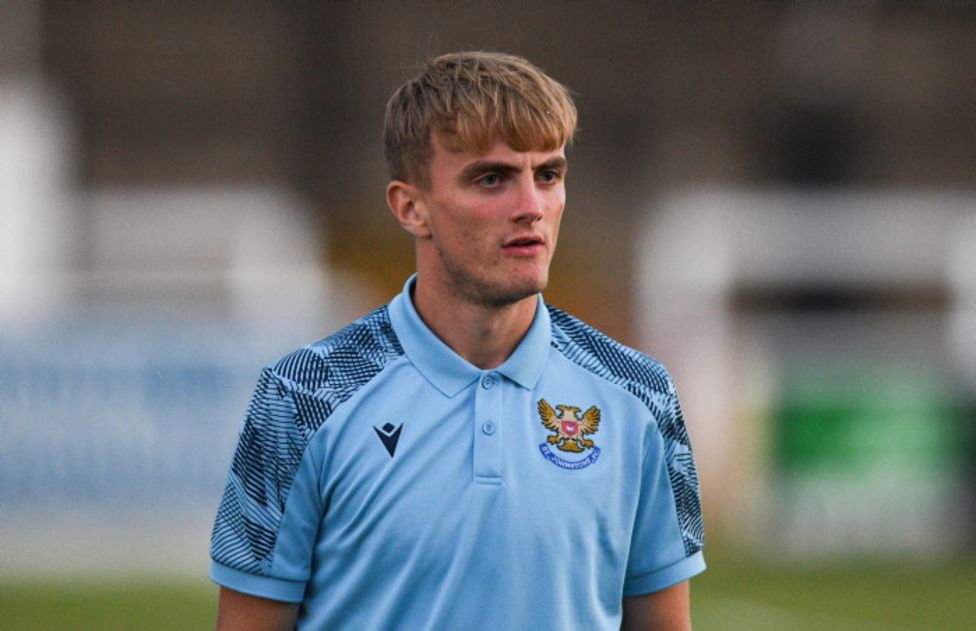 Debutant Ballantyne delights - BBC Sport