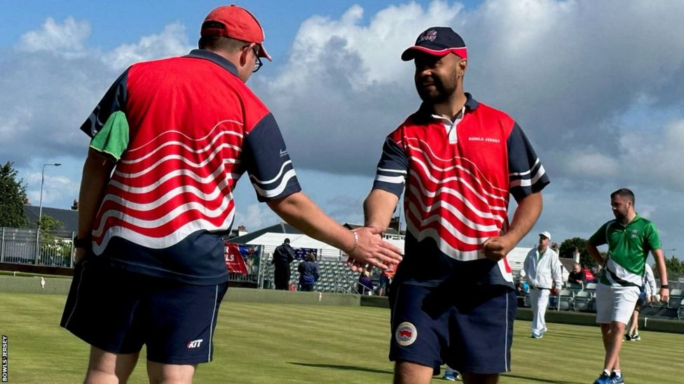 Ross Davis and Malcolm De Sousa: Jersey pair win British Isles bowls ...