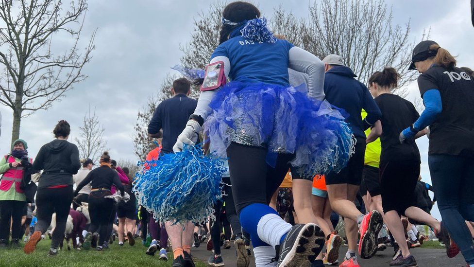 Bristol City and Bristol Rovers fans unite for 5k parkrun challenge ...