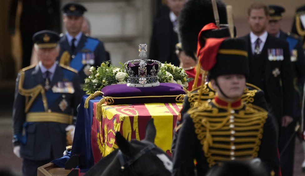Cumbrian soldier predicted role in Queen's coffin procession - BBC News