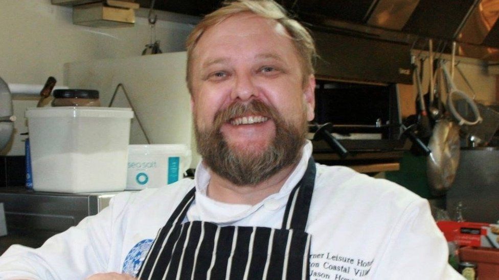 Suffolk A140 crash victim Jason Howitt was 'real family man' - BBC News