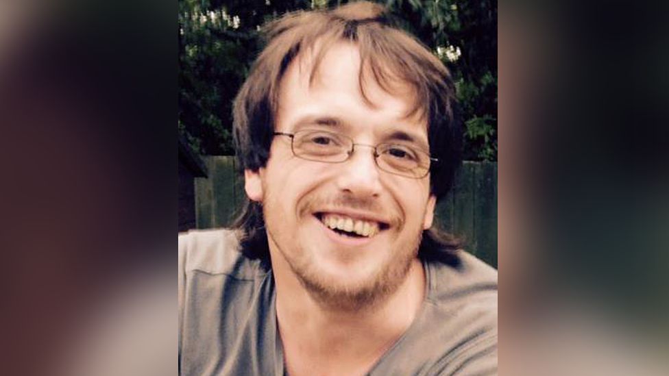 Matthew Sheehan: Murder accused 'acted in self defence' in dog row ...